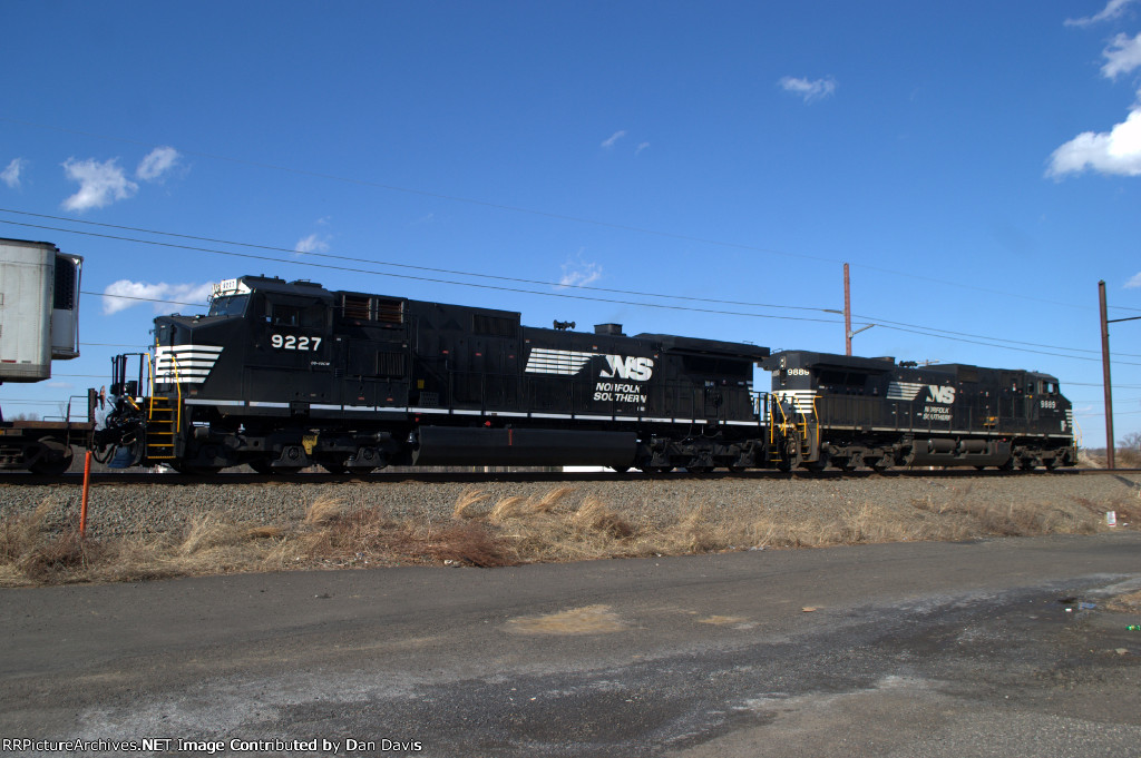 NS C44-9Ws 9889 and 9227 on 24K
